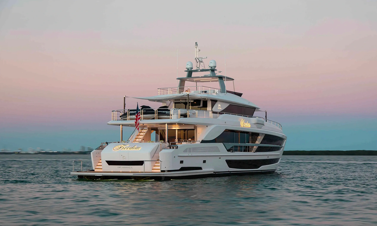 HORIZON 110 FREEDOM - Naples Nantucket Yacht Group