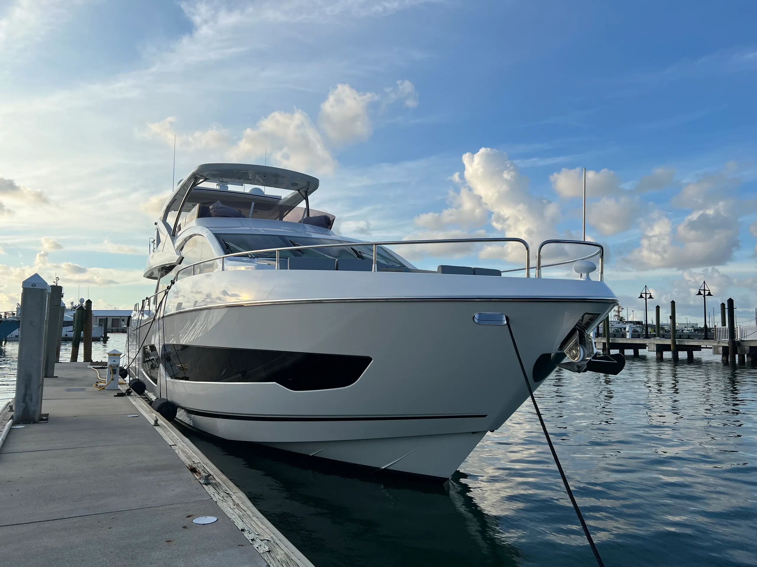 SUNSEEKER 76 - Naples Nantucket Yacht Group